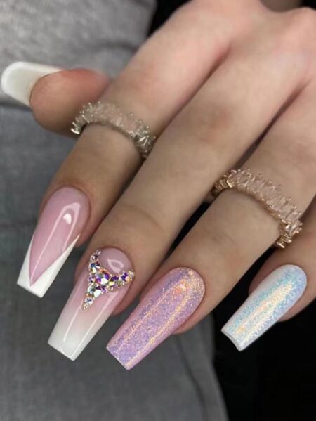 20 Trendy Graduation Nail Ideas to Flaunt Your Achievements