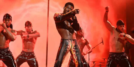 15 Unforgettable Wardrobe Malfunctions: A Collection of Embarrassing ...