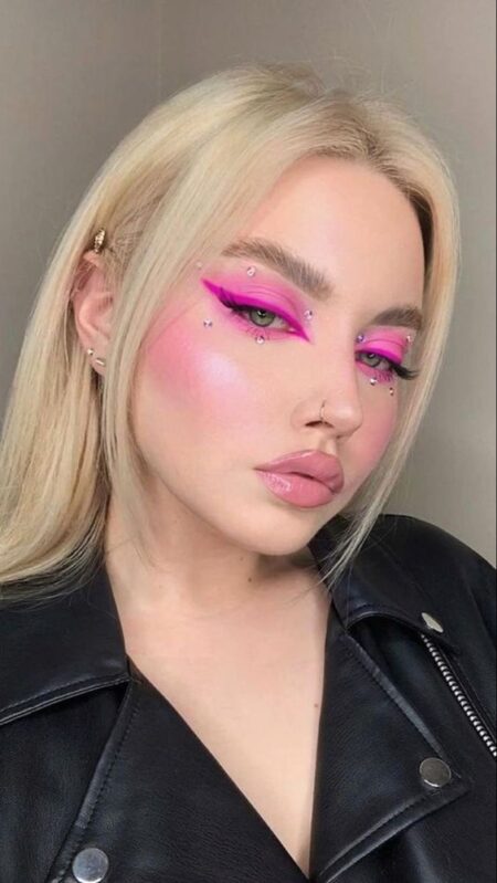 A Guide to Create Stunning Makeup Looks for Every Occasion