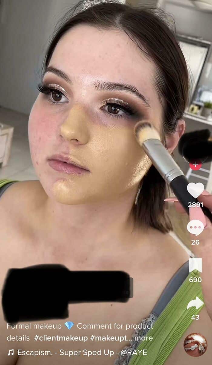 Makeup Artists Doing Clients Dirty With Their Fails