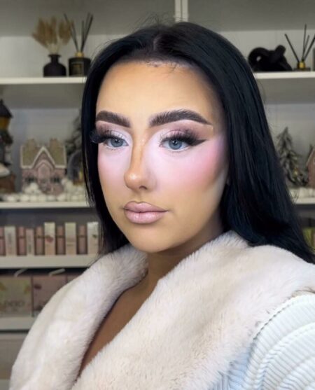 Makeup Artists Doing Clients Dirty With Their Fails