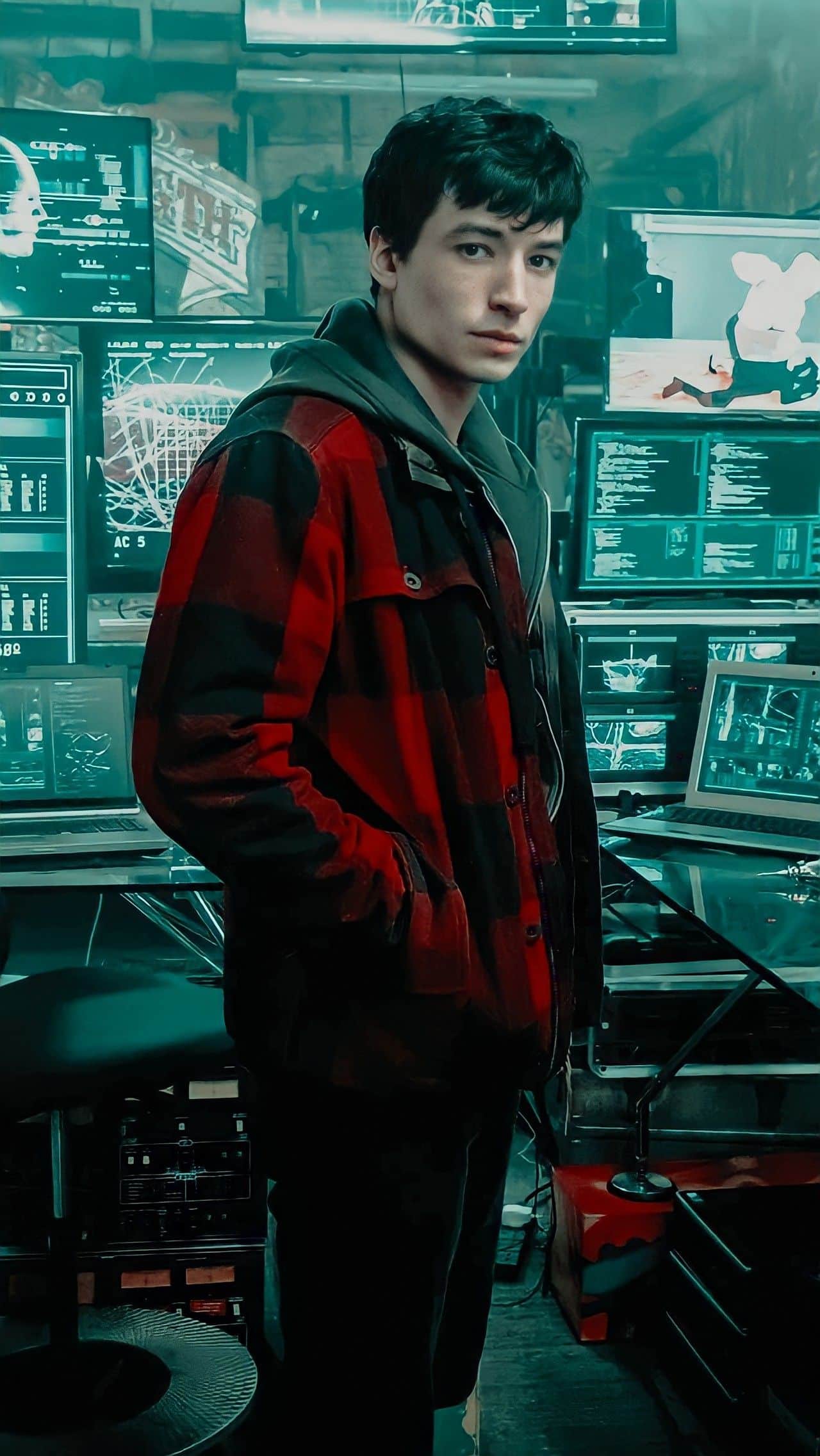 Ezra Miller and 'The Flash': Everything You Need to Know for a ...