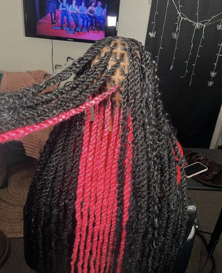 Island Twists Hairstyle: The Perfect Summer Hairstyle