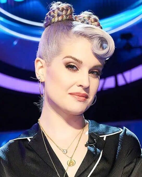14 Kelly Osbourne Hairstyles & Haircuts – That Will Inspire You