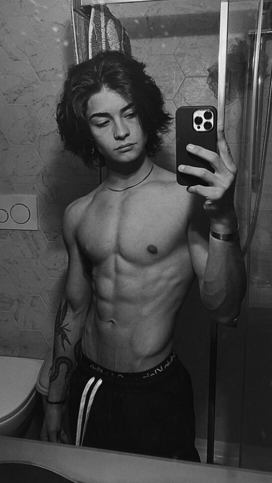 Aesthetic Body Men Are The Next Trend See How