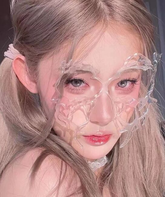 Futuristic Makeup Out of This World!