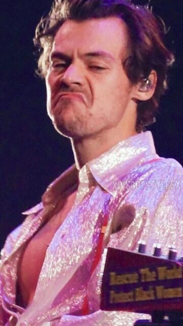 Get Ready to Laugh Hard The Funniest Harry Styles Pictures Ever!