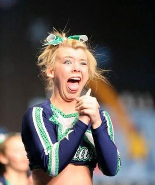 How to Capture the Perfect Cheerleader Photo at the Right Moment