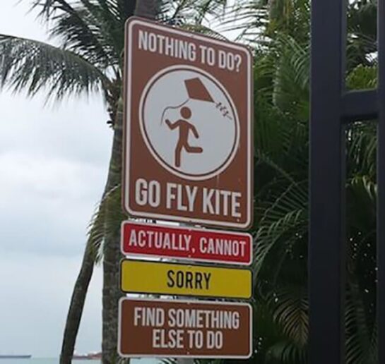 Hilarious Beach Situations That Will Make You Laugh