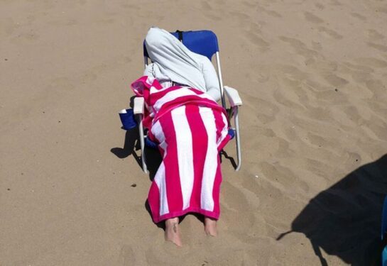 Hilarious Beach Situations That Will Make You Laugh