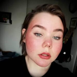 How to Identify Age-Related Fashion Trends