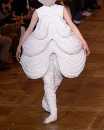 How to Make the Most of Dresses That Look So Bad, They Deserve to Be Shown